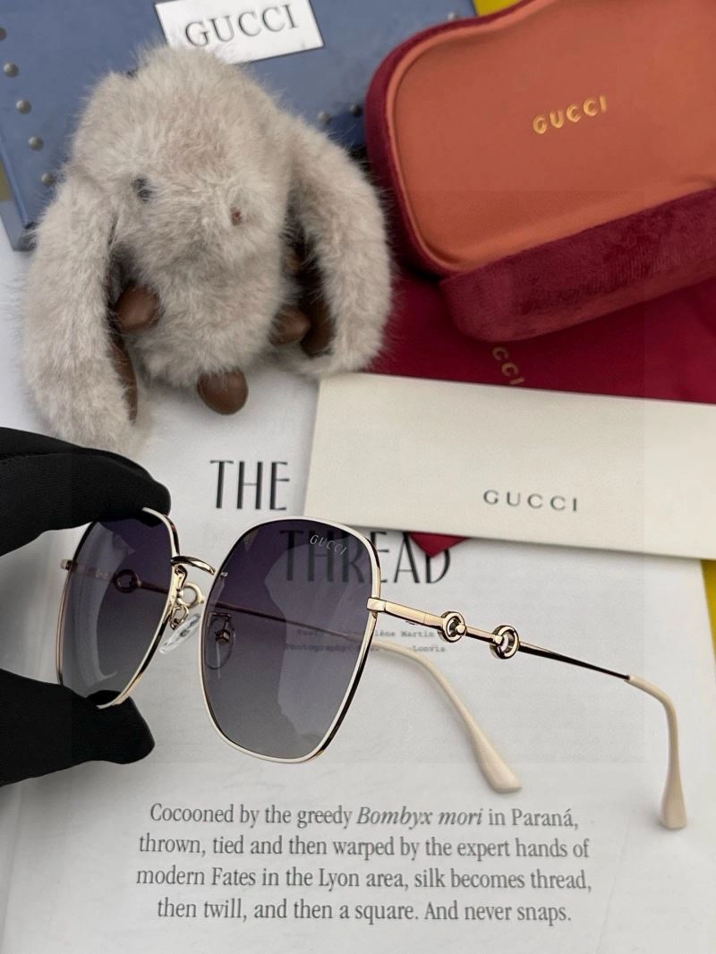 Brand-authenticated Gucci Sunglasses