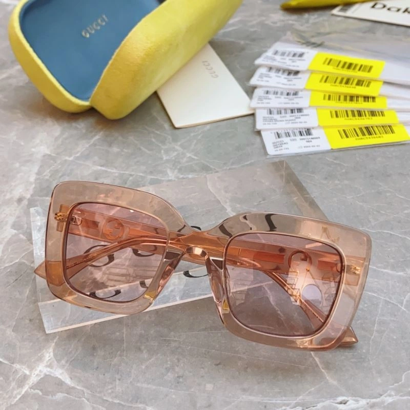 Accurate model Gucci Sunglasses