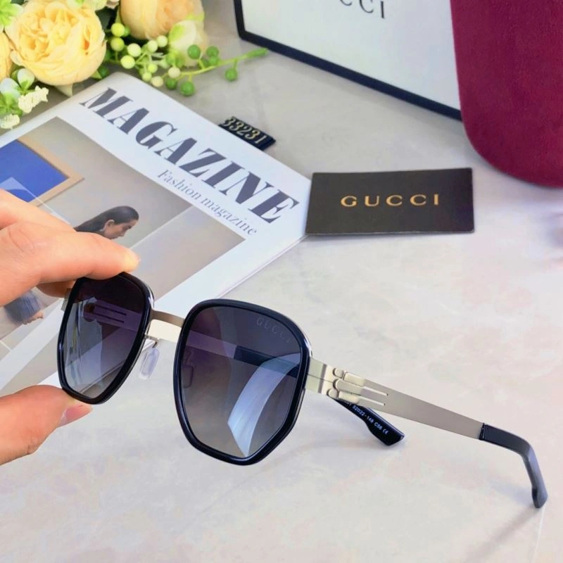 Accurate model Gucci Sunglasses
