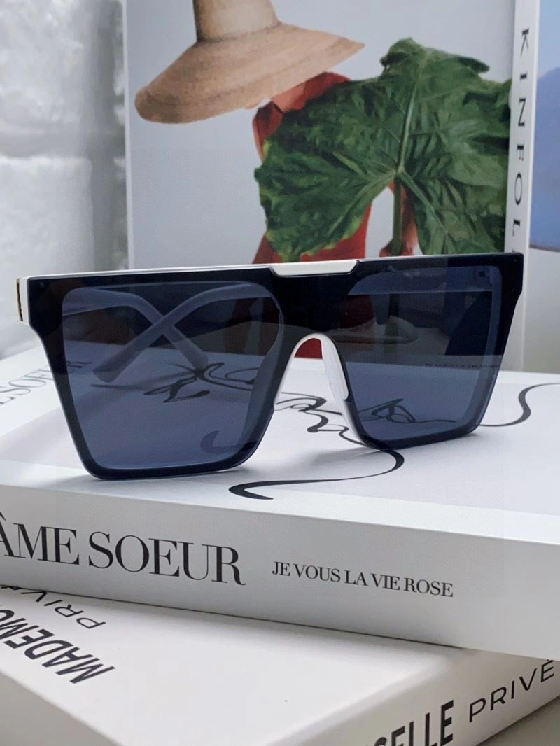 Budget-friendly Gucci Sunglasses