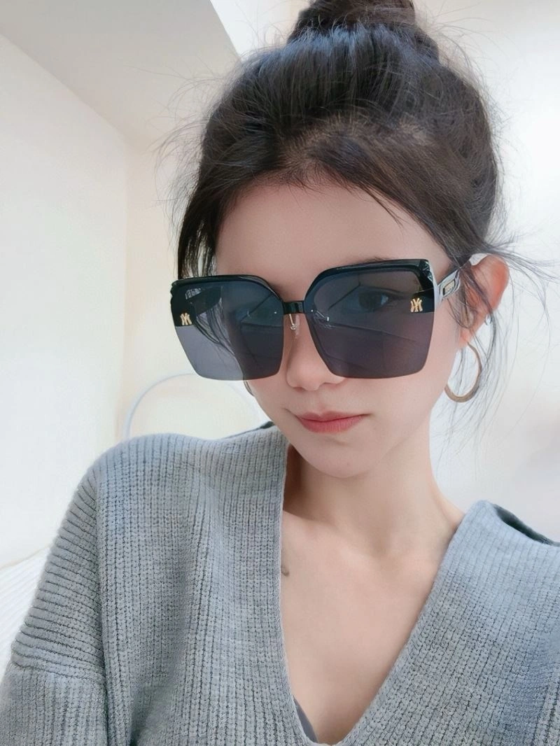 Budget-friendly Gucci Sunglasses