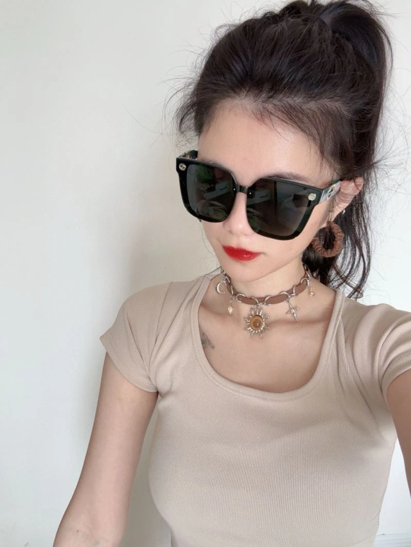 Brand-authenticated Gucci Sunglasses