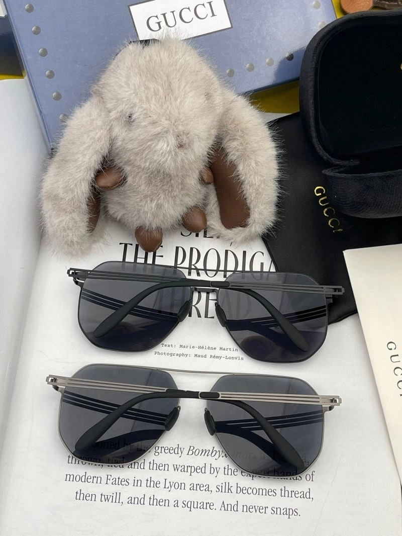 Top mirror Gucci Sunglasses