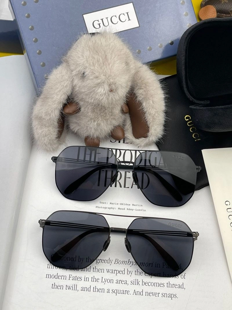 Top mirror Gucci Sunglasses