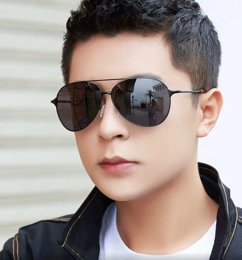 Accurate model Gucci Sunglasses