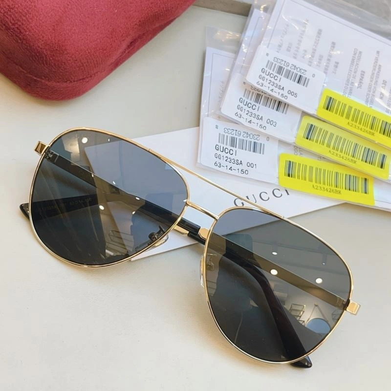 Accurate model Gucci Sunglasses