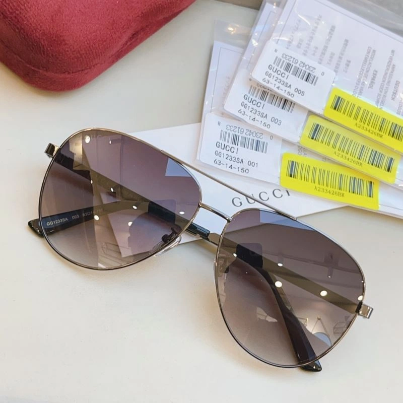 Accurate model Gucci Sunglasses
