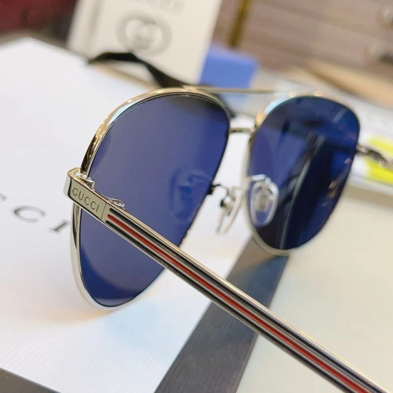 Accurate model Gucci Sunglasses