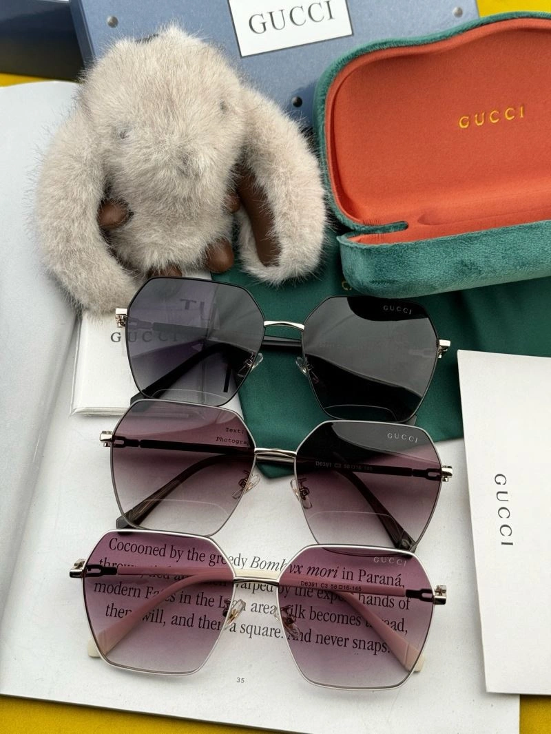 Accurate model Gucci Sunglasses