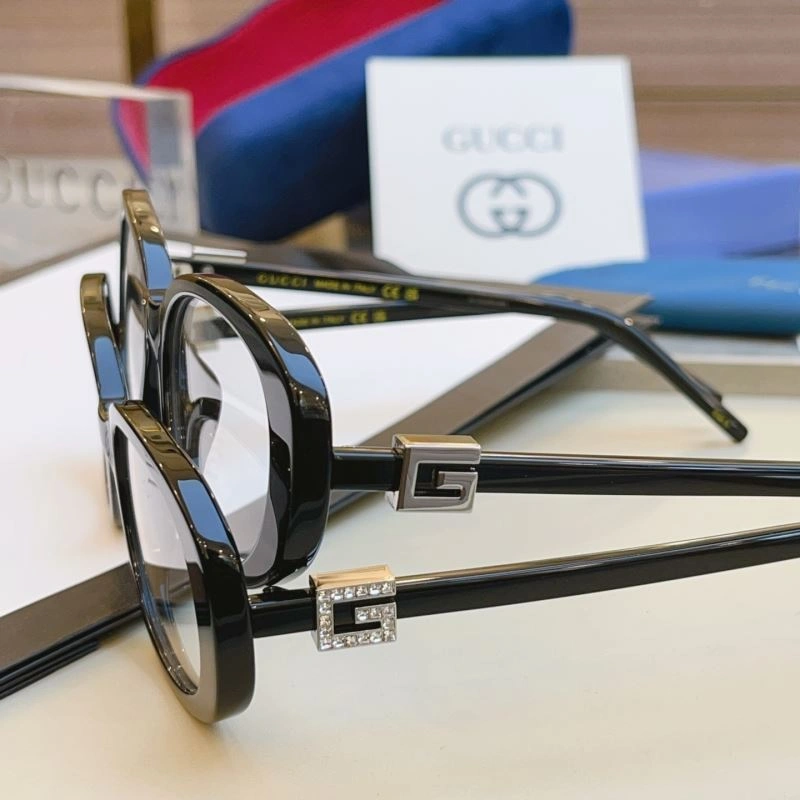 Top mirror Gucci Sunglasses