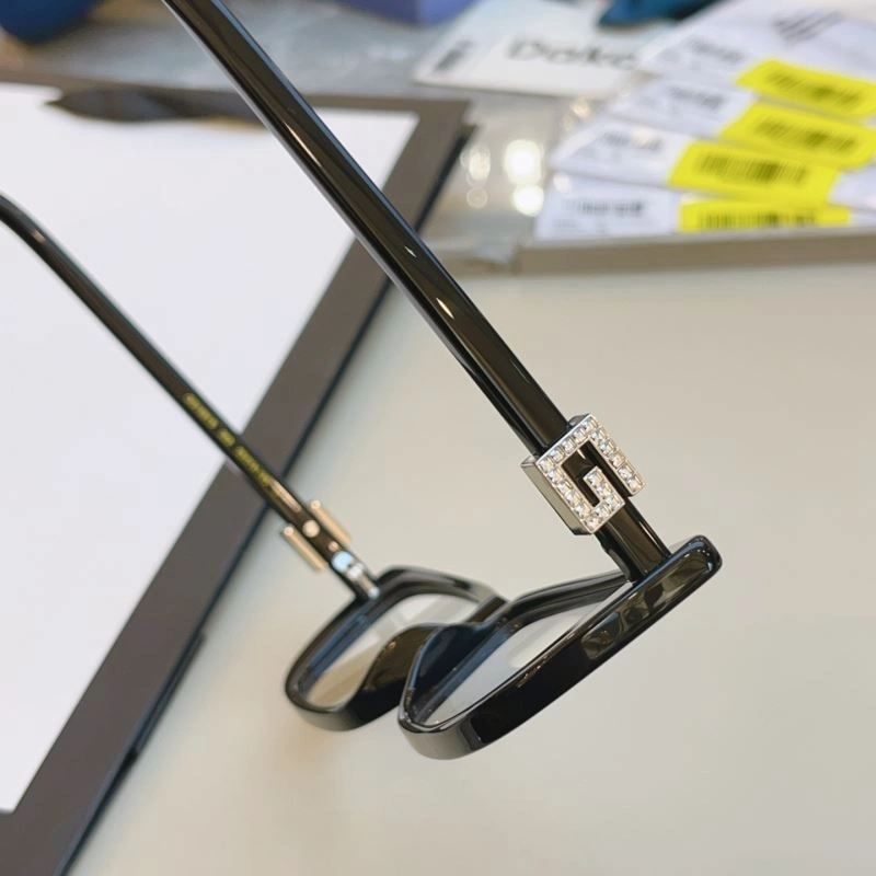 Top mirror Gucci Sunglasses
