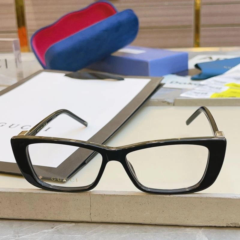 Brand-authenticated Gucci Sunglasses