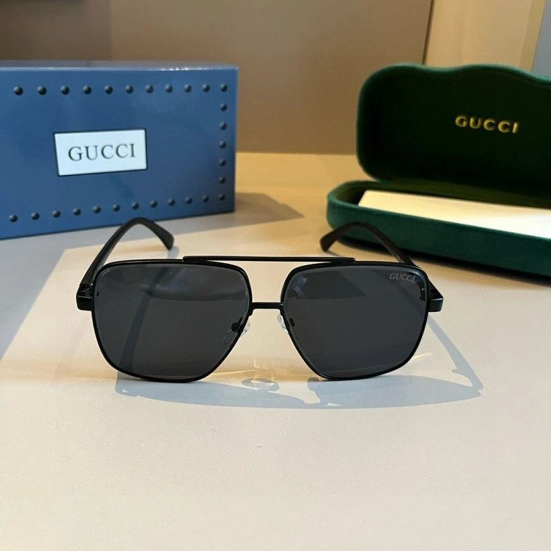 Brand-authenticated Gucci Sunglasses