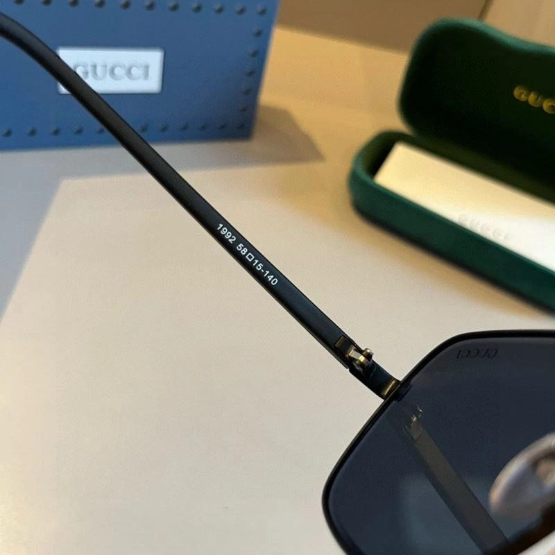 Brand-authenticated Gucci Sunglasses