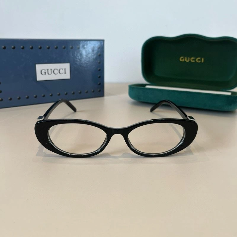 Exact replica Gucci Sunglasses