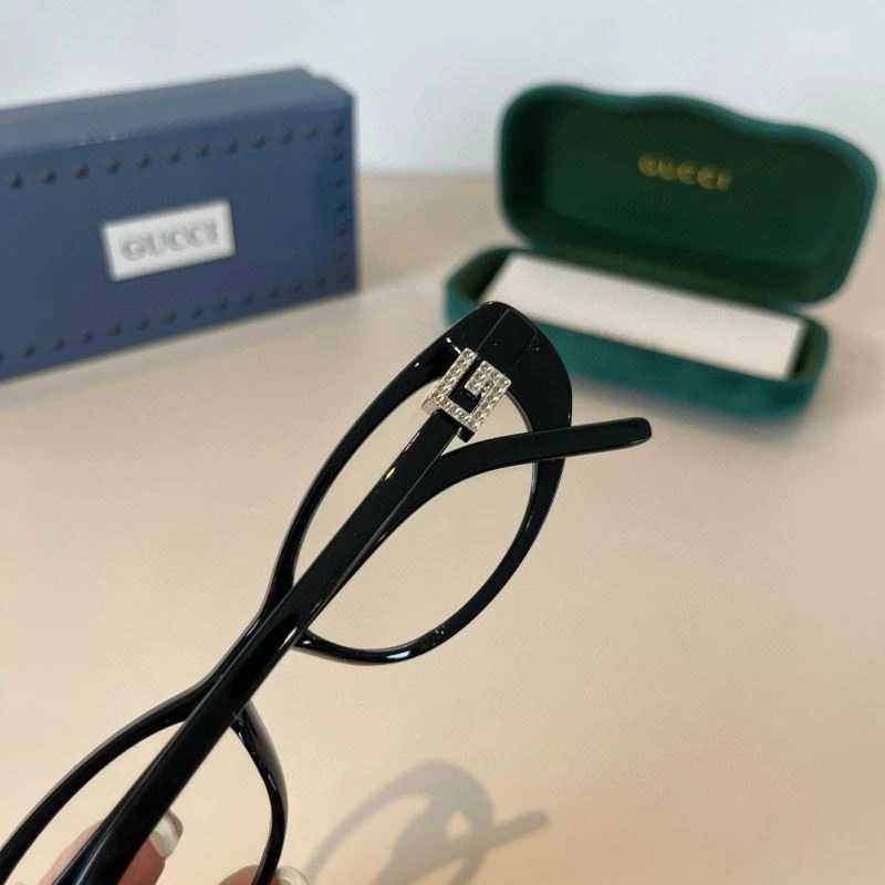 Exact replica Gucci Sunglasses