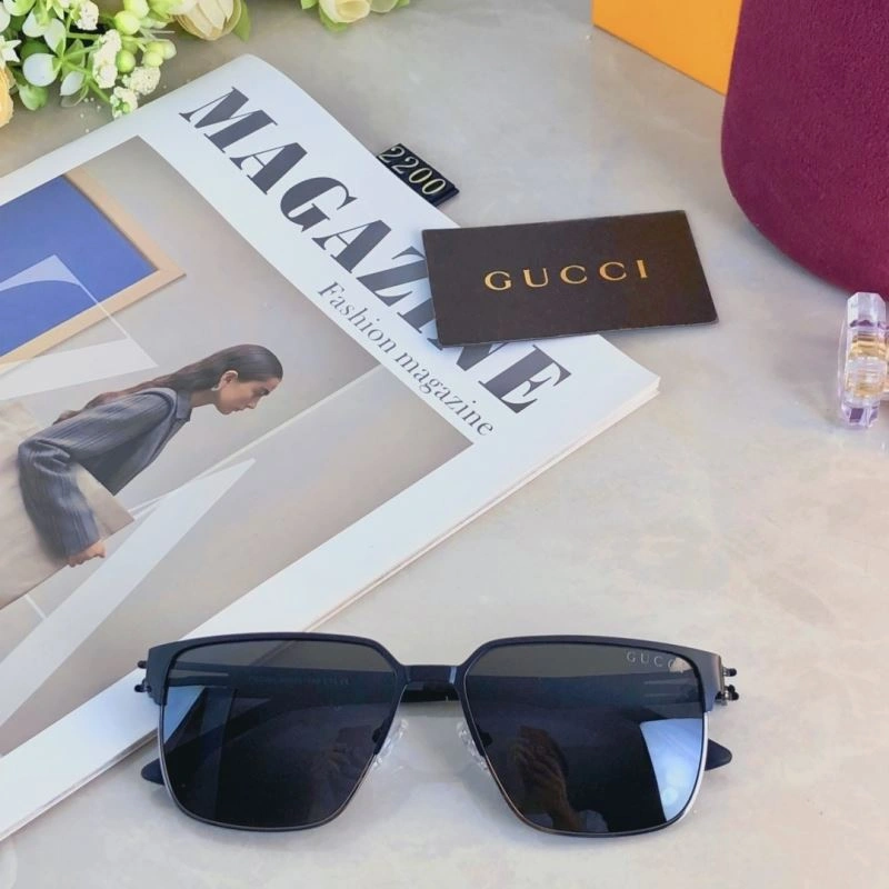 Exact replica Gucci Sunglasses