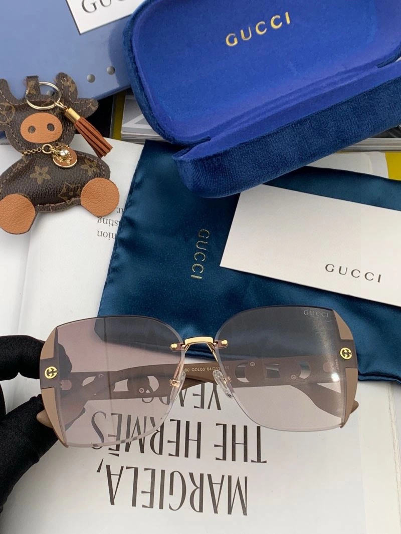Low-cost Gucci Sunglasses