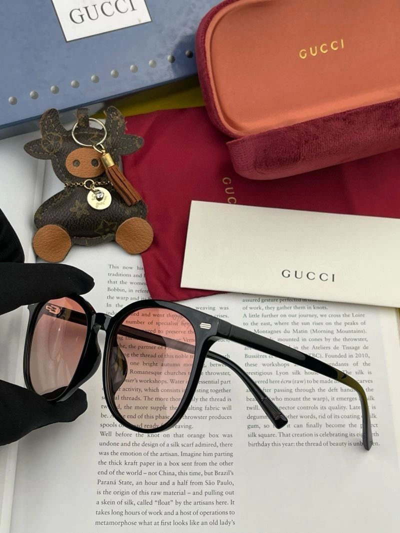 Economical Gucci Sunglasses