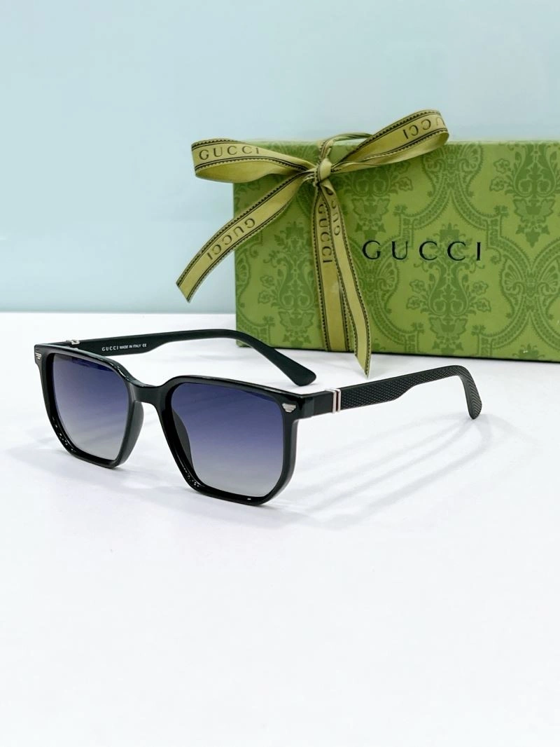Top mirror Gucci Sunglasses