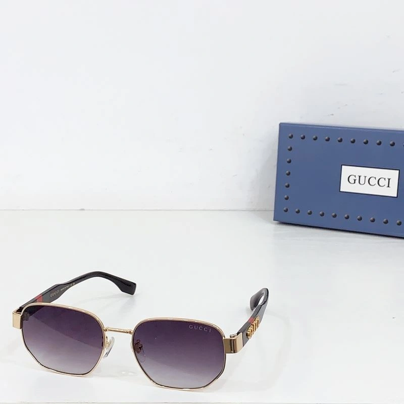 Accurate model Gucci Sunglasses