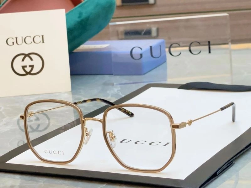 Top mirror Gucci Sunglasses