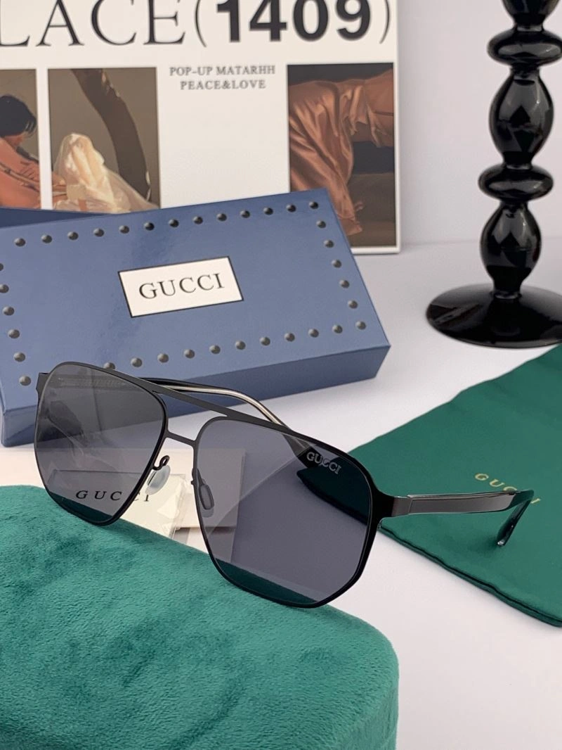 Top mirror Gucci Sunglasses