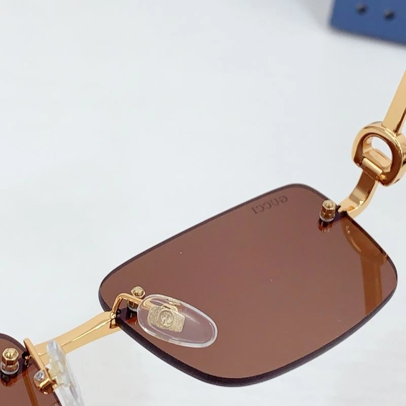 Low-cost Gucci Sunglasses
