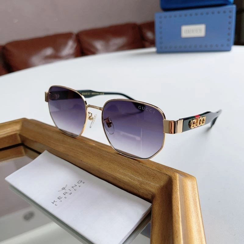 Top mirror Gucci Sunglasses