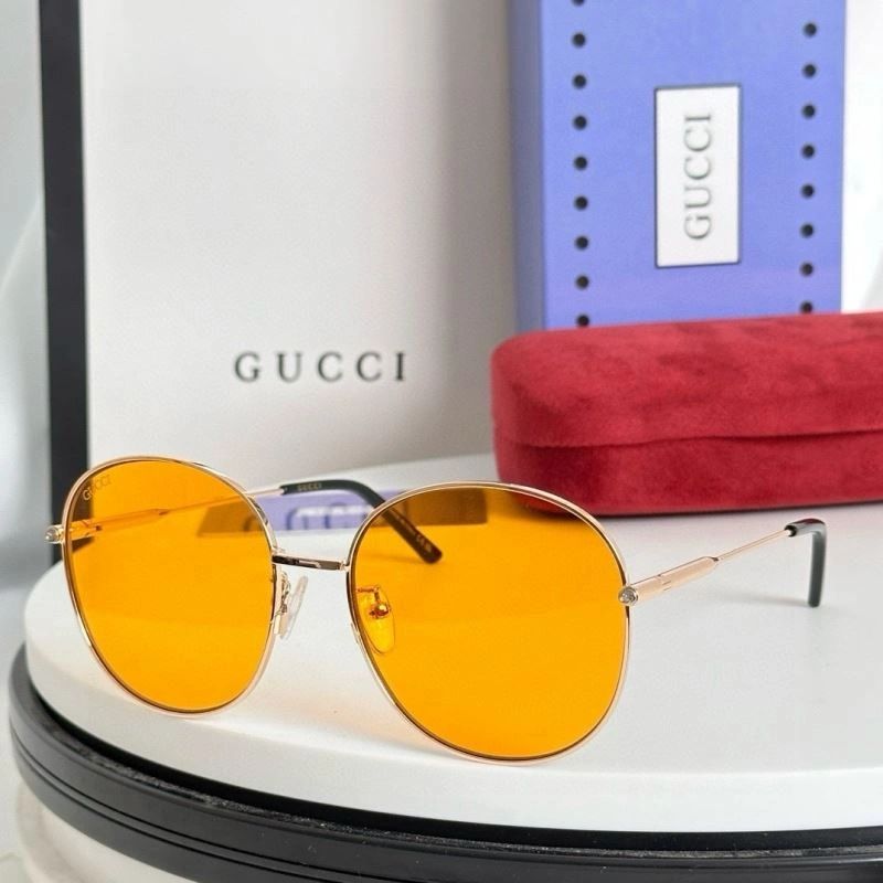 Brand-authenticated Gucci Sunglasses