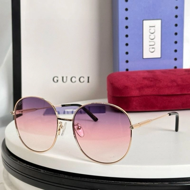 Brand-authenticated Gucci Sunglasses