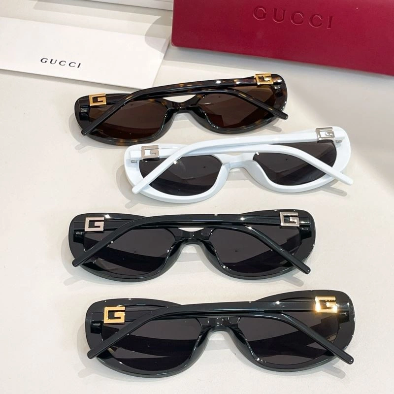 Exact replica Gucci Sunglasses