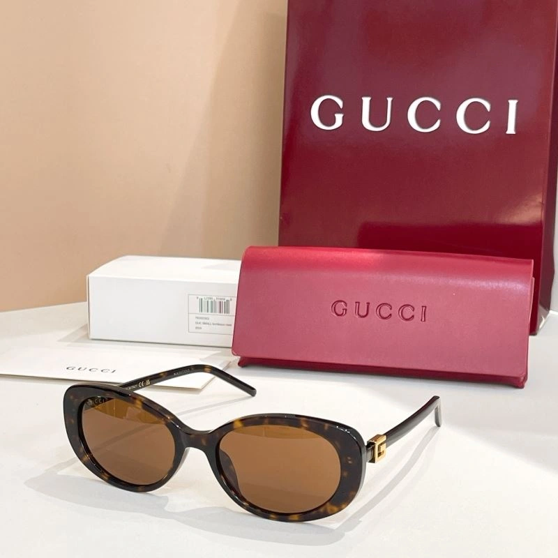 Exact replica Gucci Sunglasses