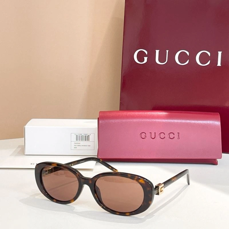 Exact replica Gucci Sunglasses