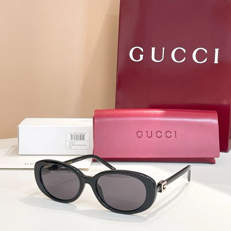 Exact replica Gucci Sunglasses
