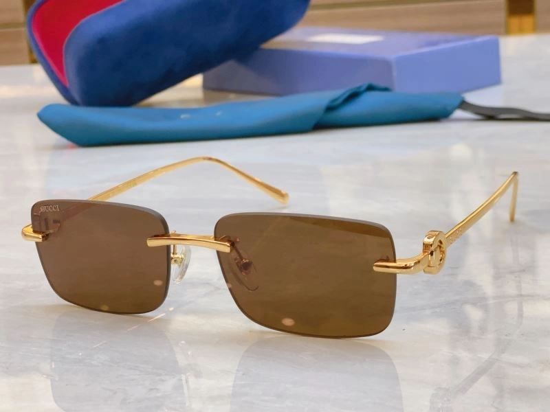 Top mirror Gucci Sunglasses