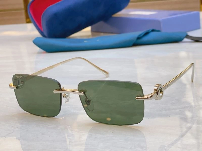 Top mirror Gucci Sunglasses
