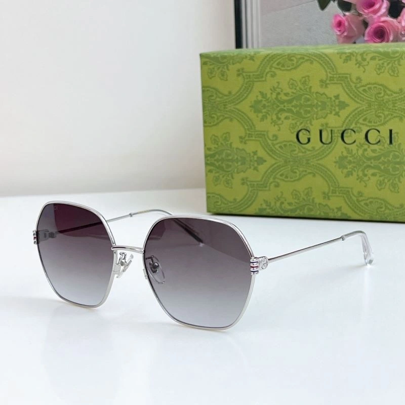 Brand-authenticated Gucci Sunglasses