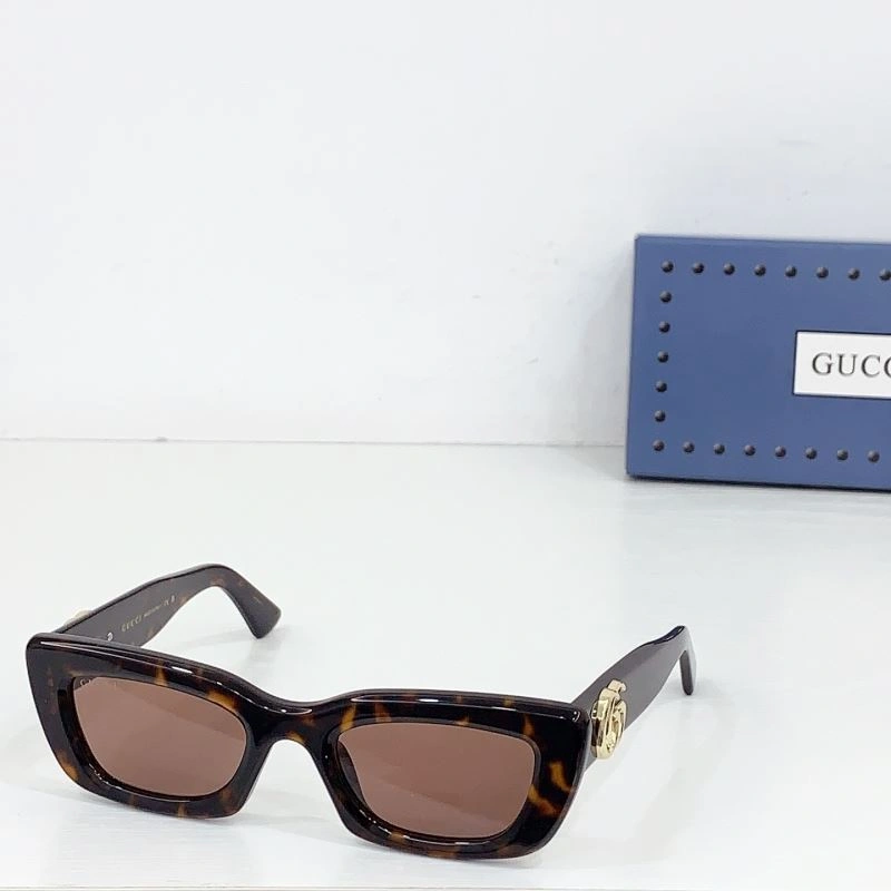 Exact replica Gucci Sunglasses