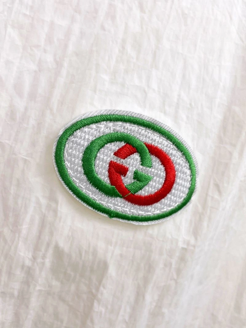 Accurate model Gucci Sunscreen Jacket