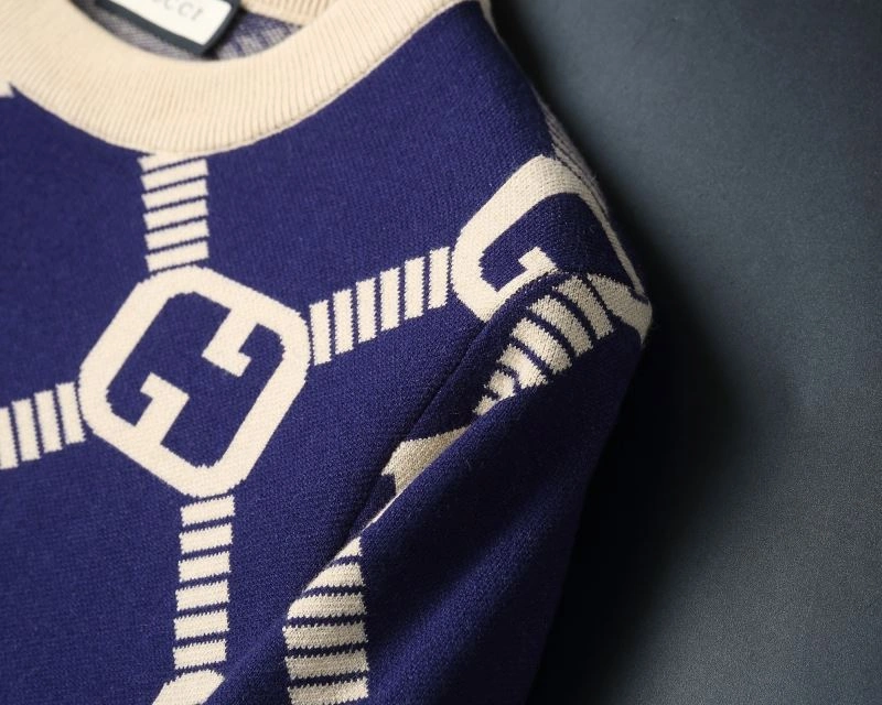 Bargain Gucci Sweaters
