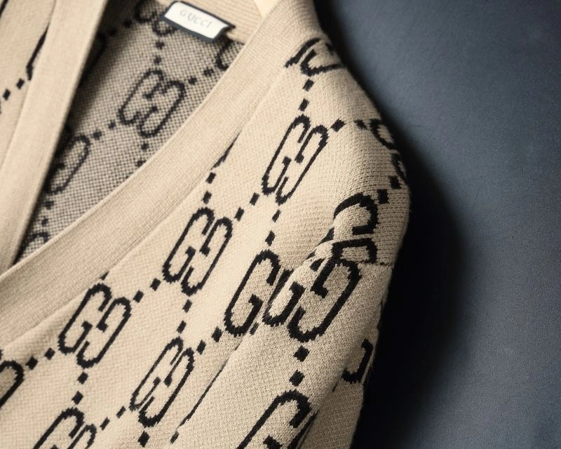 Low-cost Gucci Sweaters