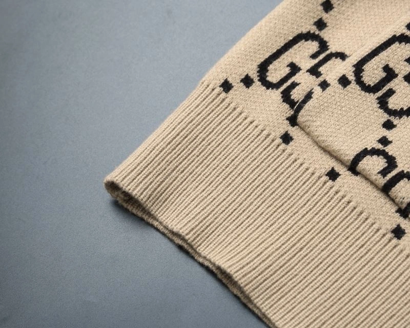 Low-cost Gucci Sweaters