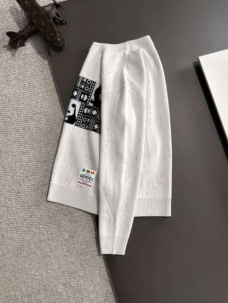 Economical Gucci Sweaters