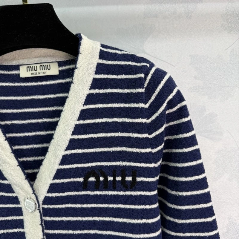 Authentic Gucci Sweaters