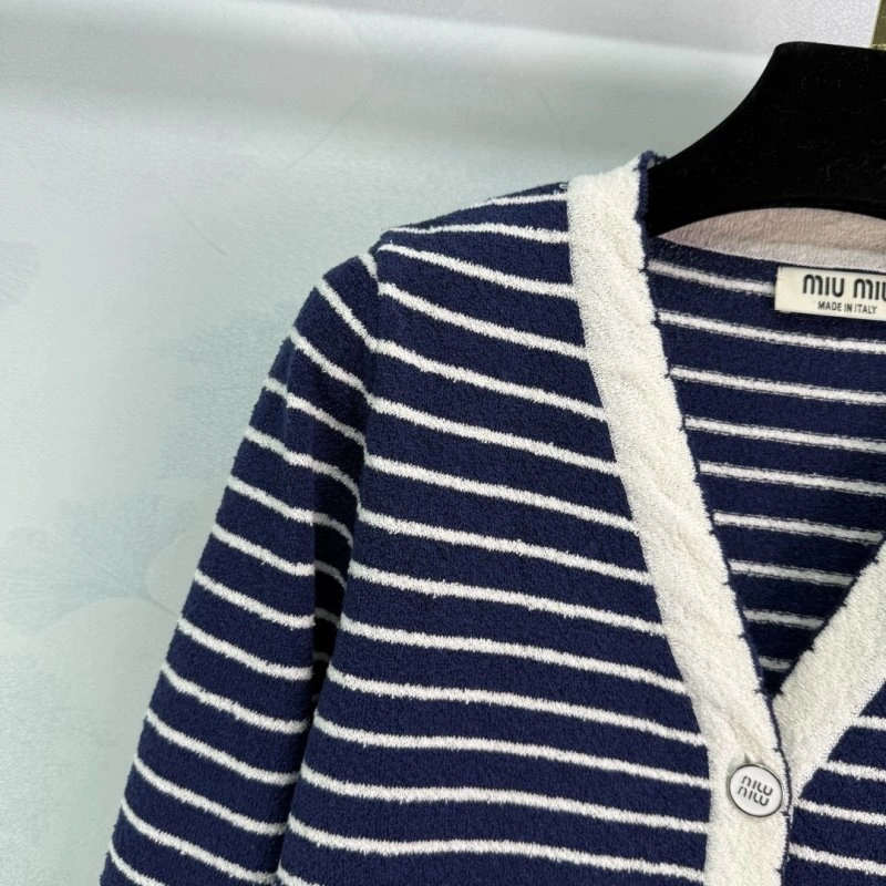 Authentic Gucci Sweaters