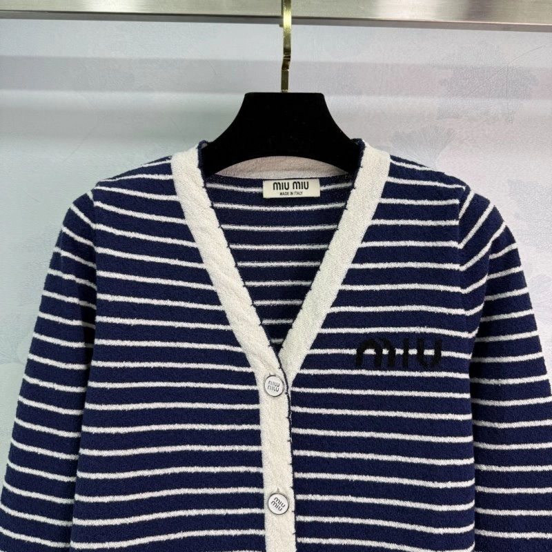 Authentic Gucci Sweaters