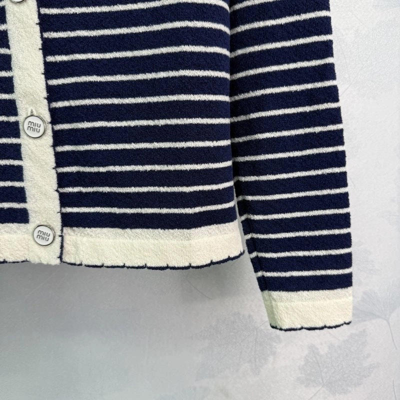 Authentic Gucci Sweaters