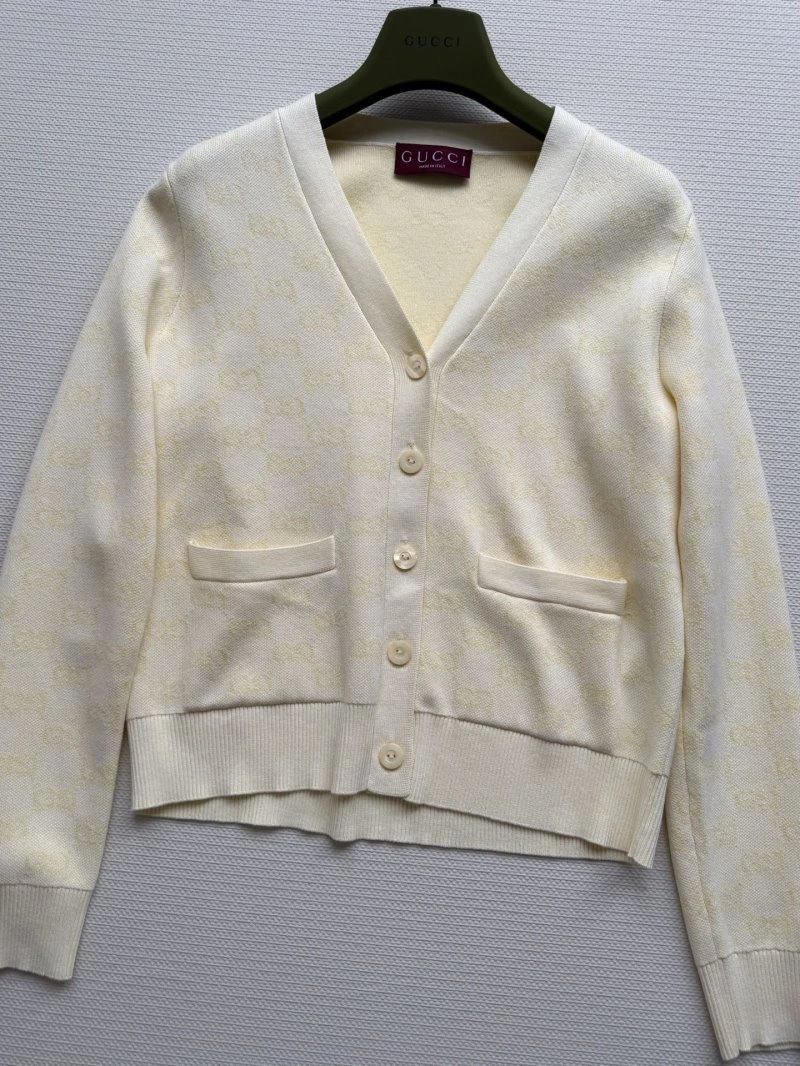 Bargain Gucci Sweaters