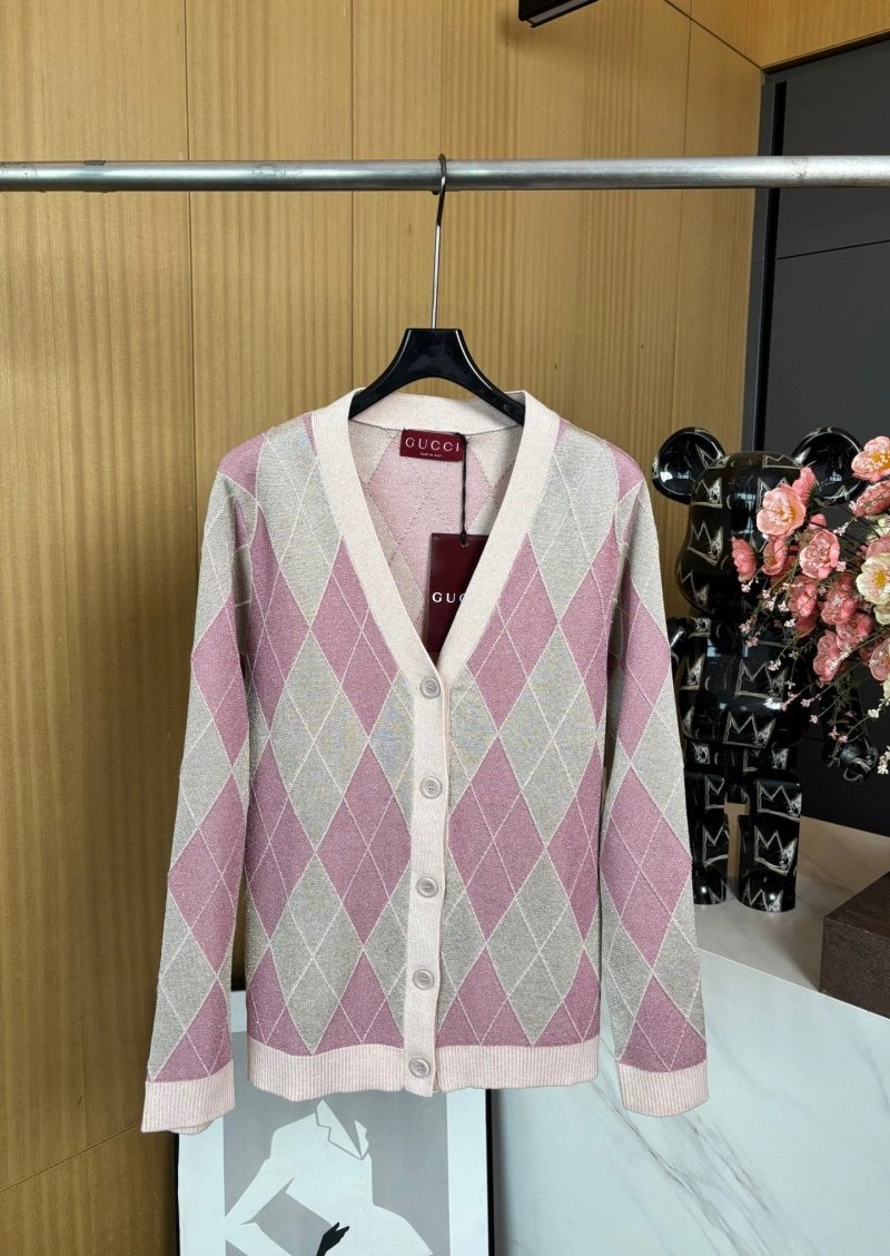 Gucci Sweaters